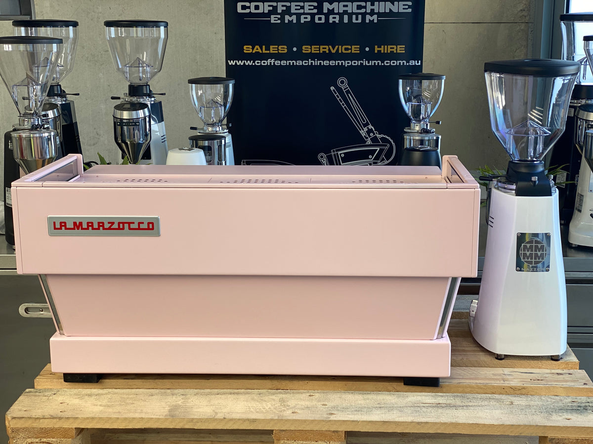La Marzocco Linea Classic AV 3 Group & Mazzer Major V Grinder Package ...