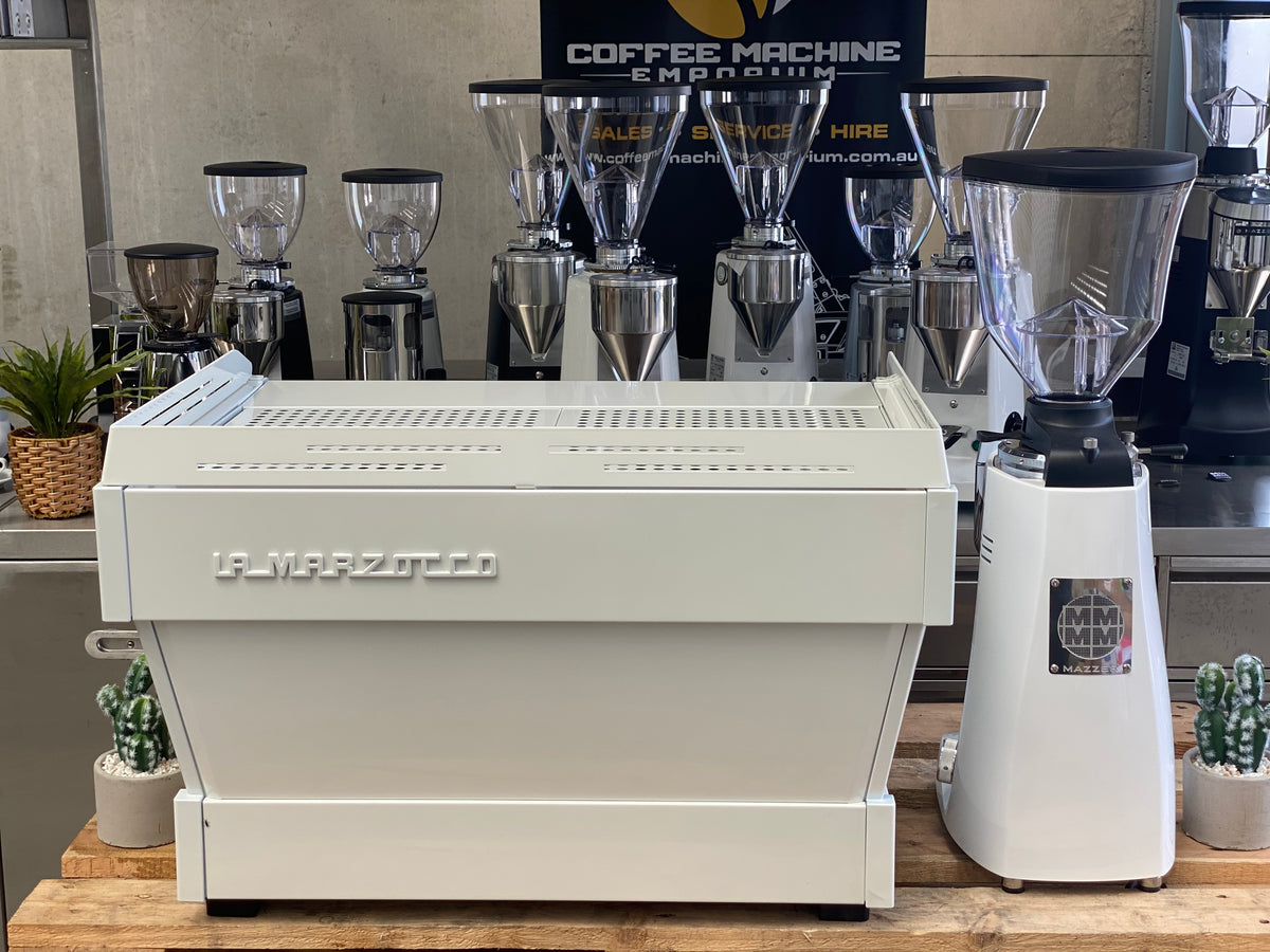 La Marzocco Linea PB 2 Group Espresso Machine & Mazzer Major V Package ...